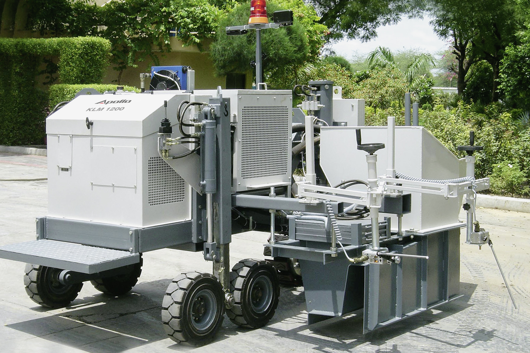 Curbing Machine - HSH Exports